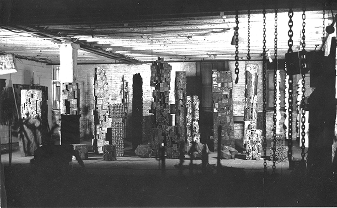 Sculptures - The art work of William Tarr